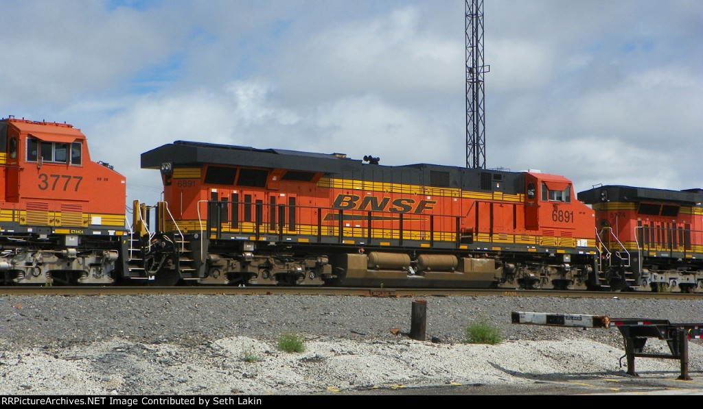 BNSF 6891